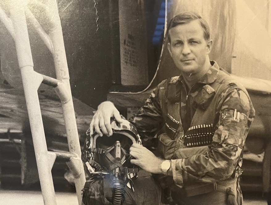 In Loving Memory Of James R. (Jim) Bell Dedicated Family Man, Decorated ...